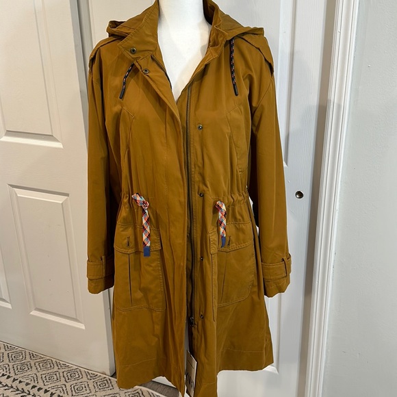 Zara | Jackets & Coats | Zara Women Water Resistant Coats | Poshmark